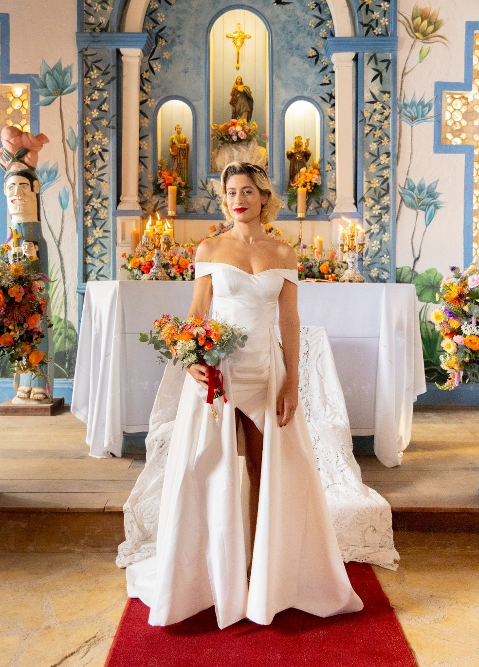 Confira a primeira imagem Blandina de noiva em "No Rancho Fundo ...