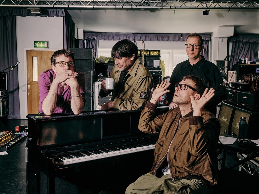 Blur faz sua volta com álbum triste, mas garante que mantém a velha química