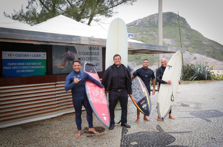 Em comemoração aos 91 anos do Cristo, Igreja prepara quiosque temático ...
