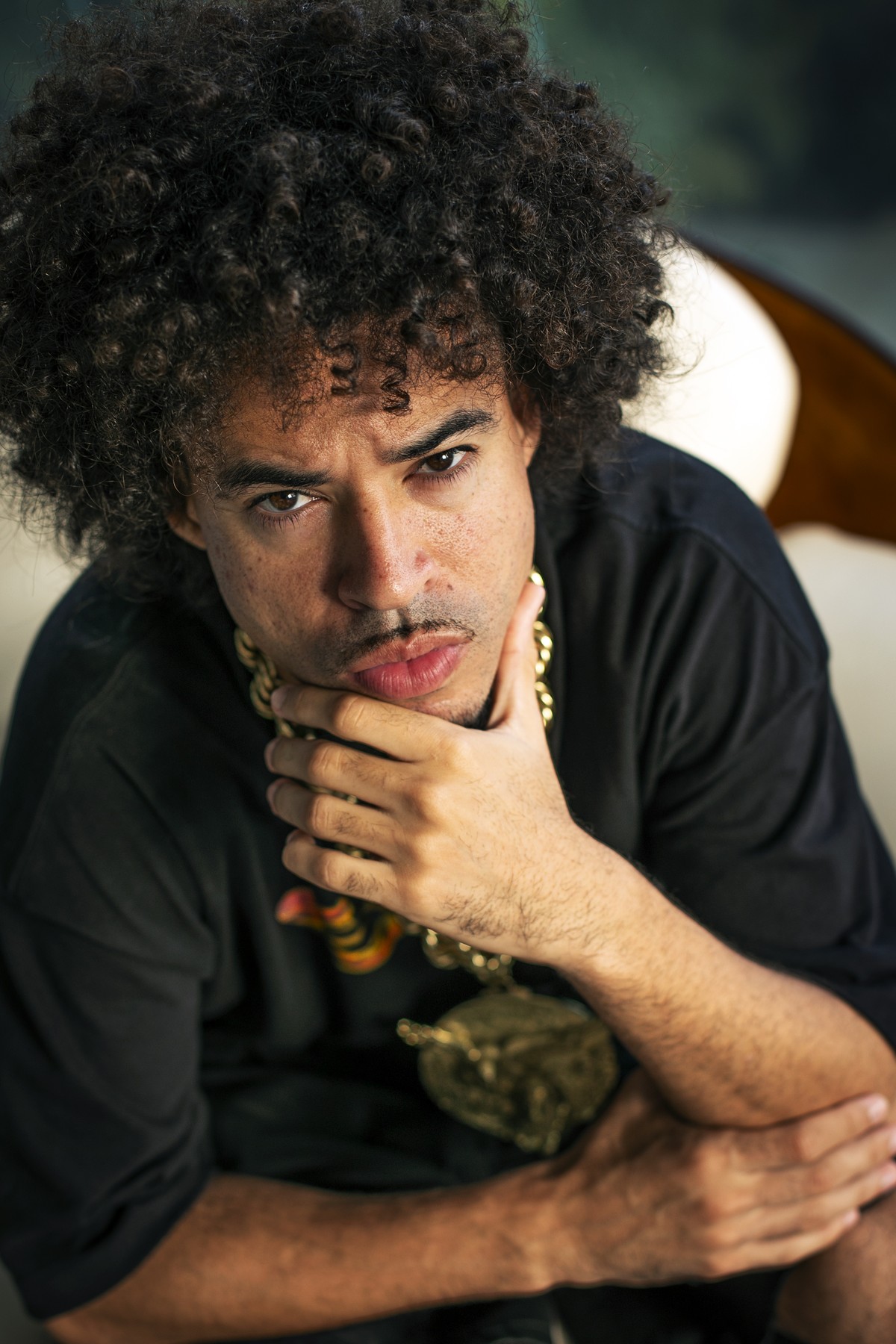 L7nnon abre o jogo sobre a vida real de um dos principais nomes do rap ...