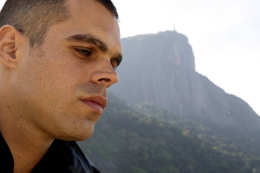 Escrever olhando o abismo