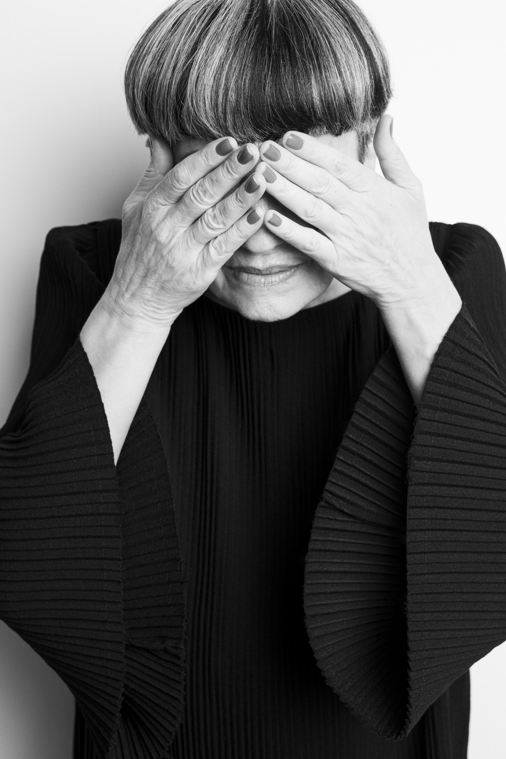 Às vésperas de completar 70 anos, Lenora de Barros vive intenso ciclo ...