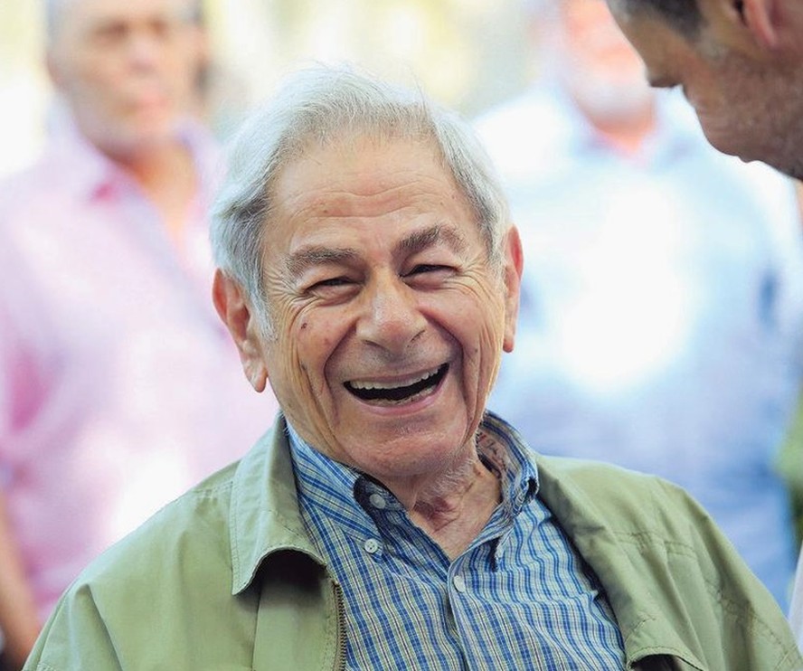 Raduan Nassar, 90 anos: o autor de uma pequena obra na qual cabe o Universo
