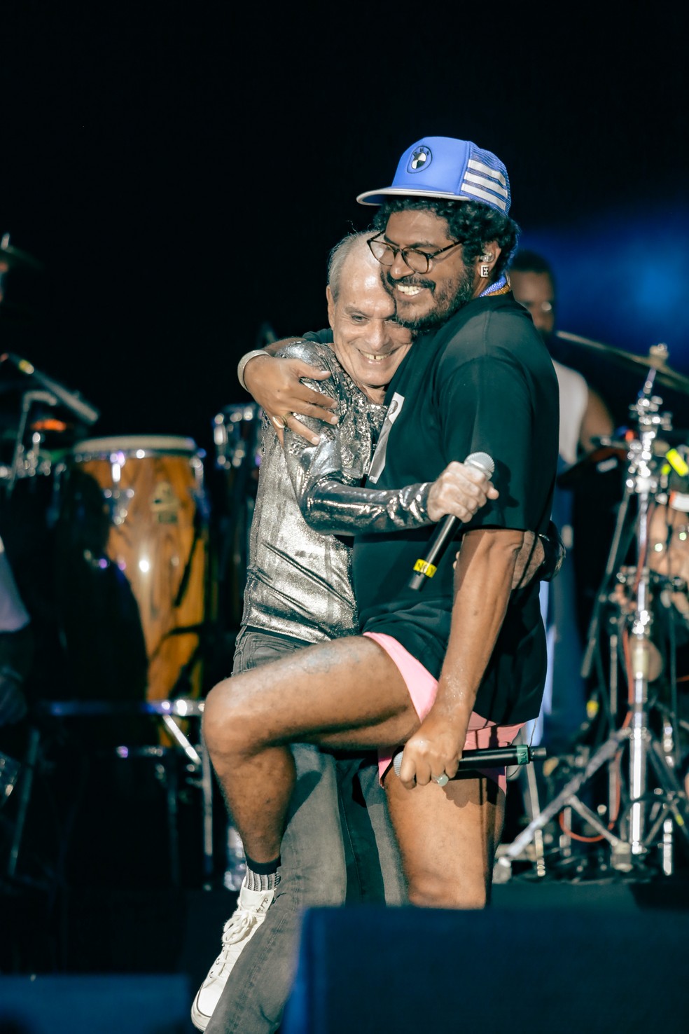 De volta ao rap, Criolo celebra a força dos tambores com Ney Matogrosso ...