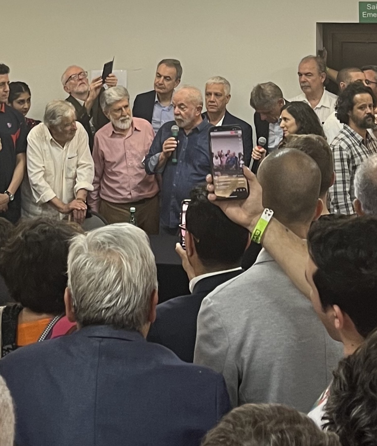 ‘Não aceitaremos uma nova guerra fria entre EUA e China’, diz Lula após ...