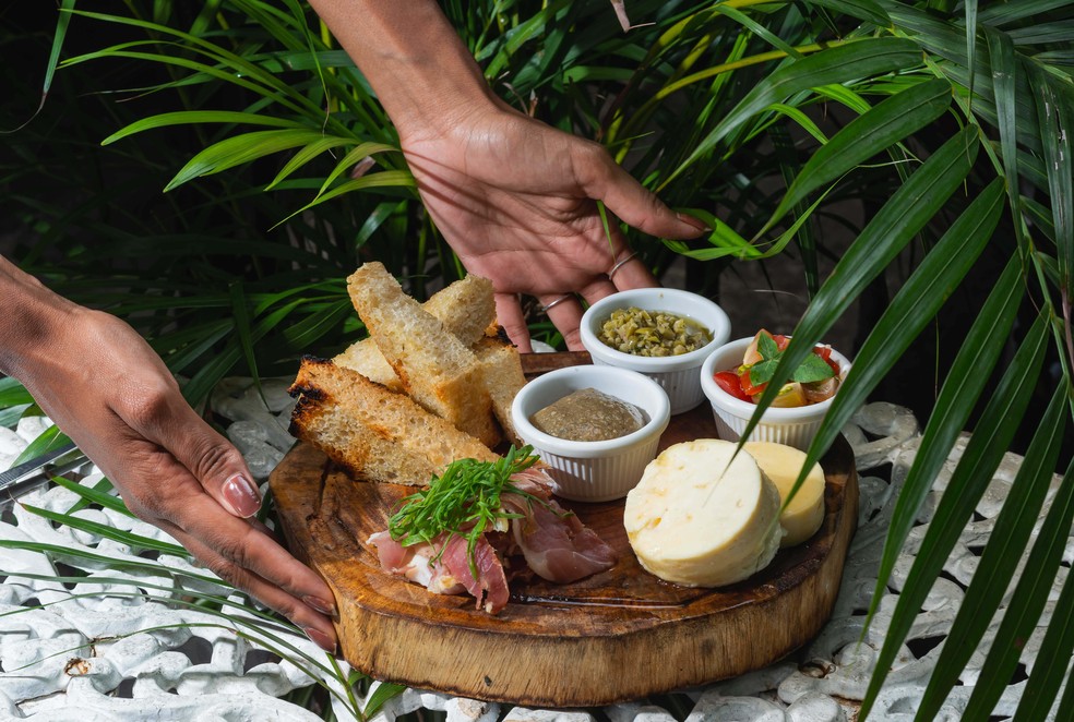 Explorer Bar comemora seis anos com novidades no cardápio