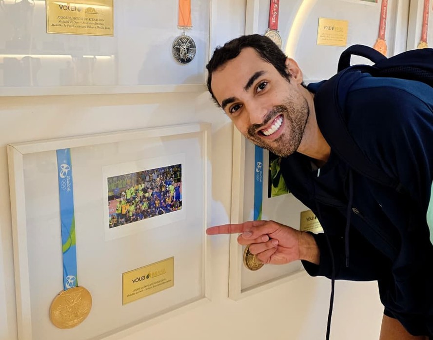 Douglas Souza fala de volta à seleção de vôlei e casamento: 'Estou com ...