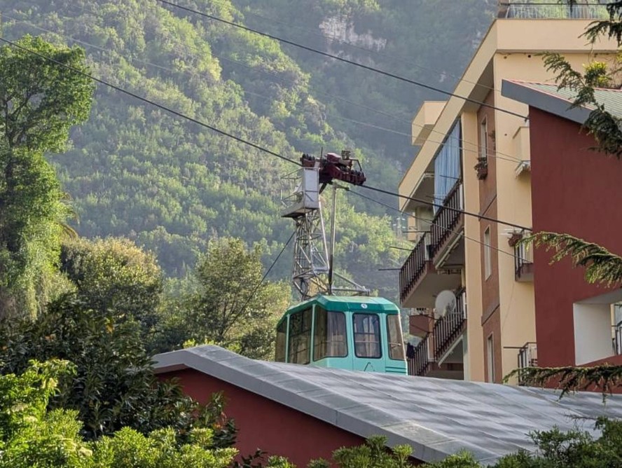 Queda de teleférico deixa ao menos quatro mortos na Itália, anuncia ...