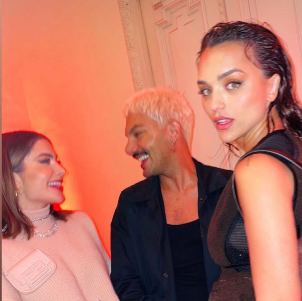 Rafa Kalimann e Jade Picon posam juntas em evento em São Paulo; veja fotos