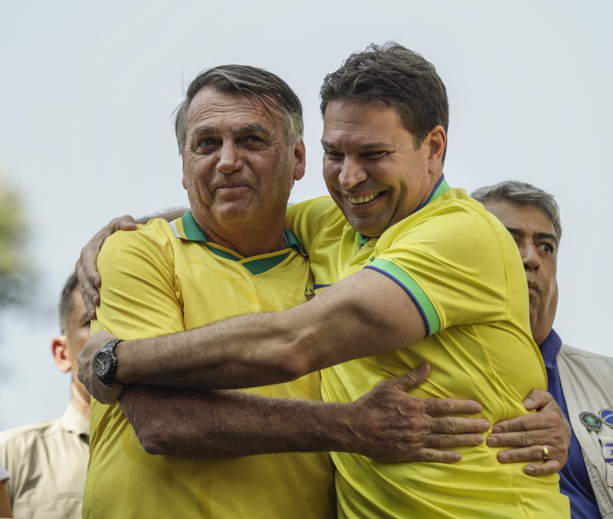 Ramagem patina, mas Bolsonaro só desembarca no Rio no fim da campanha