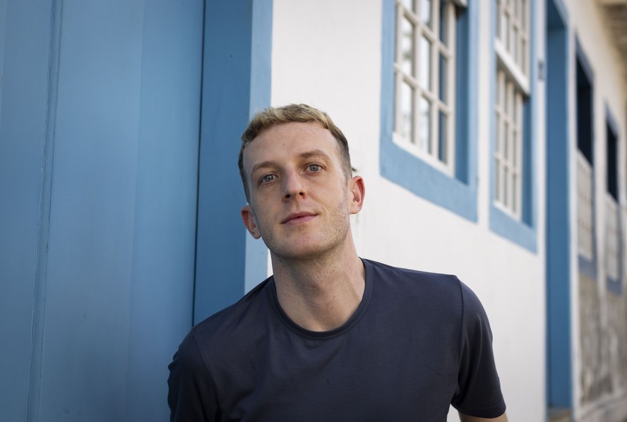 'A liberdade é algo que você conquista, algo que você rouba', diz Édouard Louis, estrela da Flip