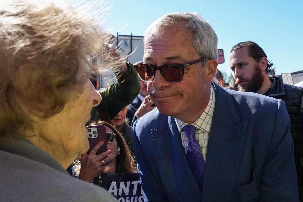 Manchado por caso Epstein e derrota eleitoral, Starmer rejeita renúncia ...