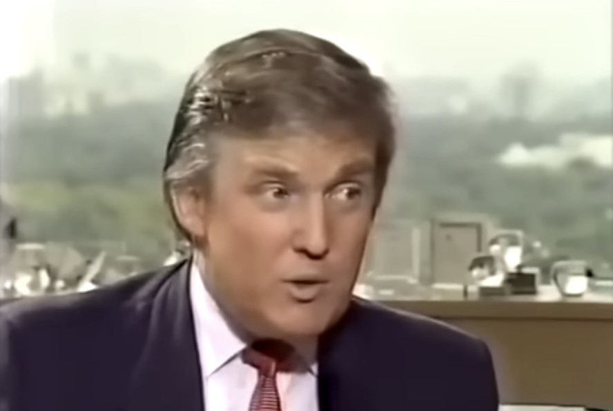 Vídeo mostra Trump durante entrevista em 1987, discutindo planos de ...