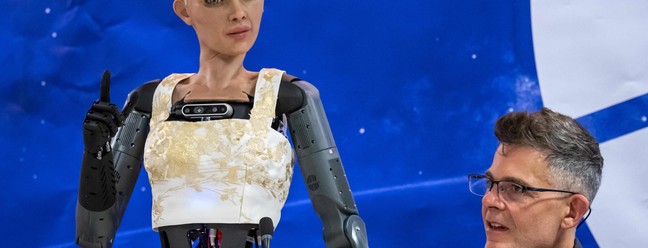 Robôs afirmam, durante conferência da ONU, que poderão dirigir o mundo ...