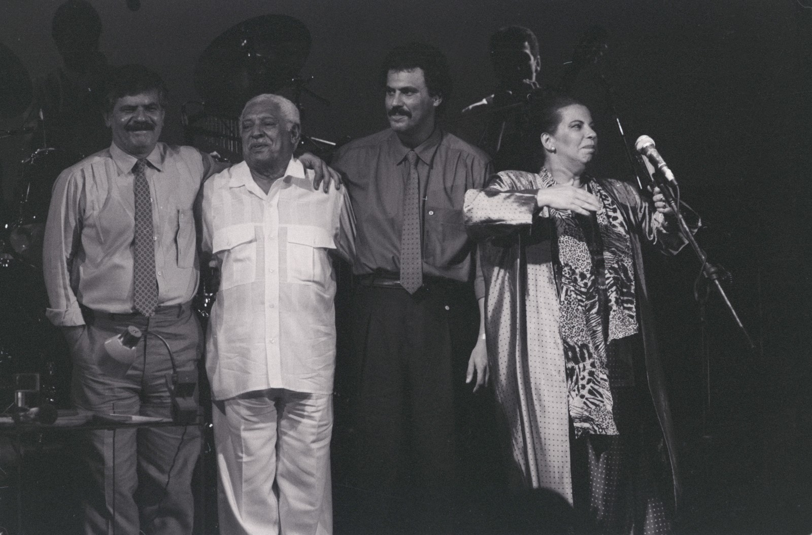 Perto dos 80 anos, Dori Caymmi lança CD e dispensa internet ‘para ler ...