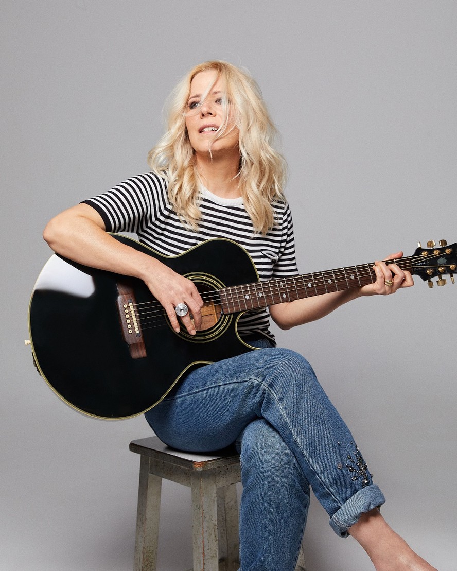 Paula Toller, uma das musas do rock nacional, festeja hoje 60 anos