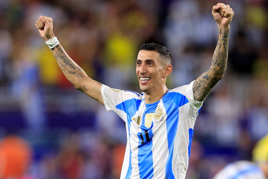 Di María diz que Van Gaal o fez 'odiar' passagem pelo Manchester United