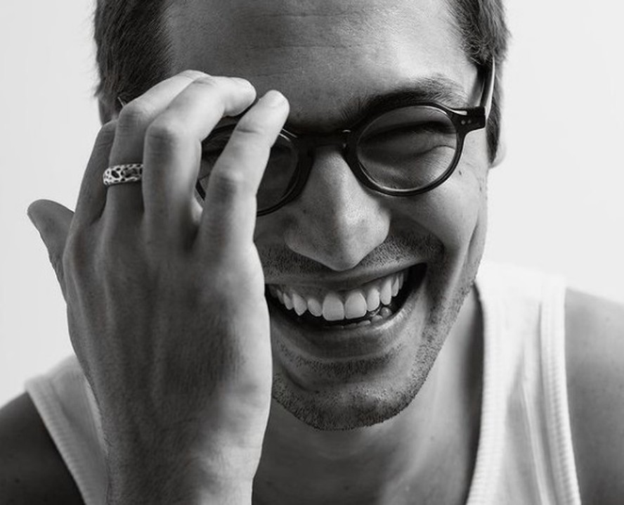 Gabriel Leone abre bastidores do filme 'Rio do desejo' e fala da união ...