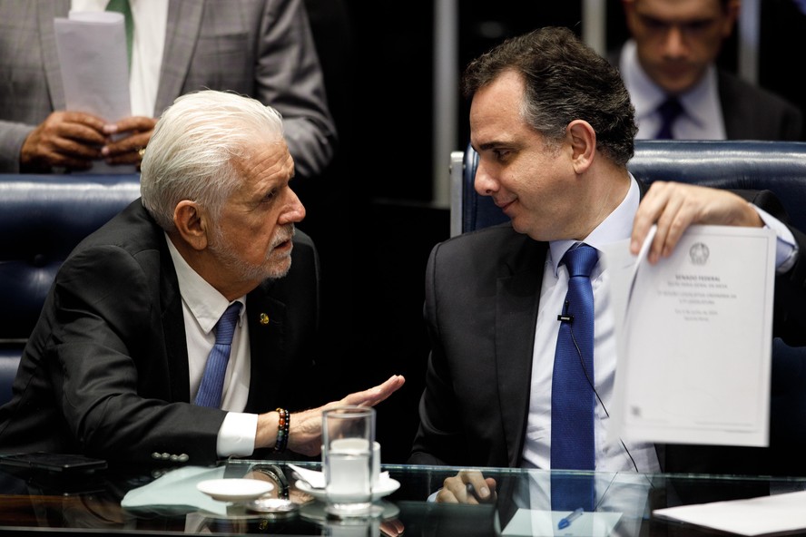 Senado aprova taxa para compras internacionais de até US$ 50; emenda ...