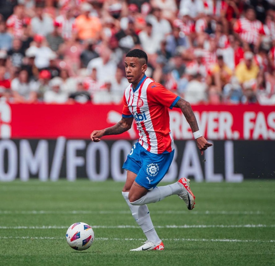 Conheça Savinho, brasileiro destaque do Girona, que desafia Barcelona e ...