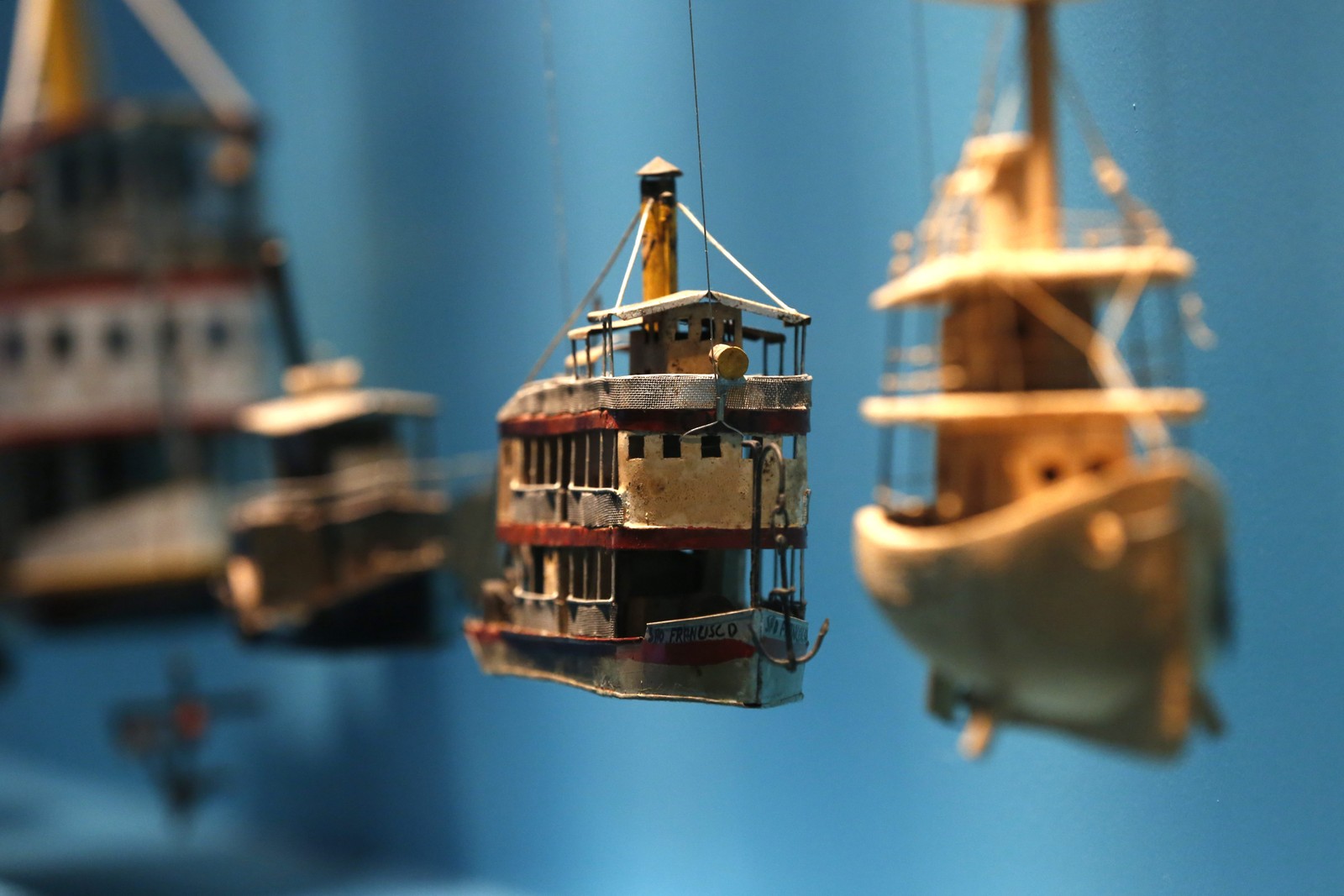 Pinturas de Selarón, últimos dias de Beth Jobim e mais: as exposições ...