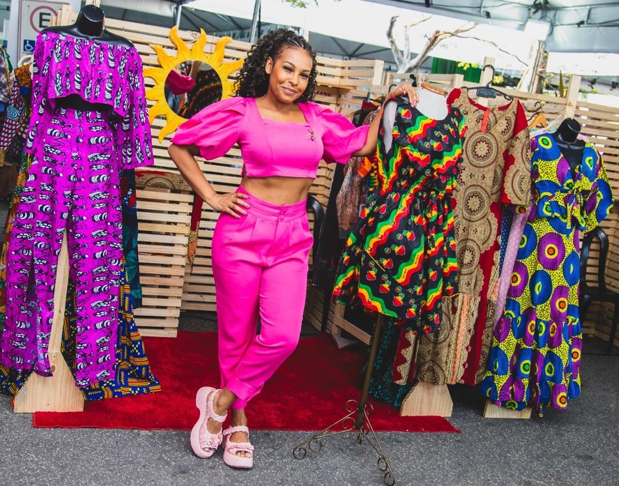 Ex-frentista, Sol Vega, do BBB 26, tem marca de roupas e trabalha como ...