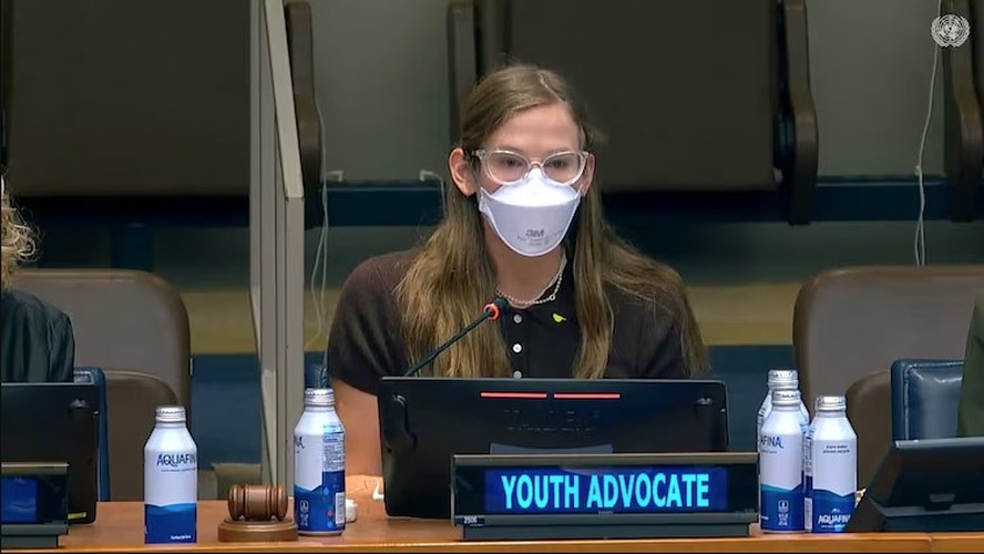 Em discurso na ONU, filha de Ben Affleck gera polêmica ao defender ...