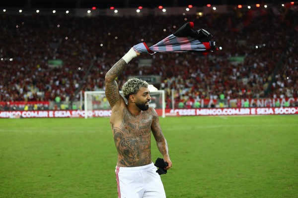 Flamengo deve renovar com Gabigol? Especialistas dão argumentos contra ...