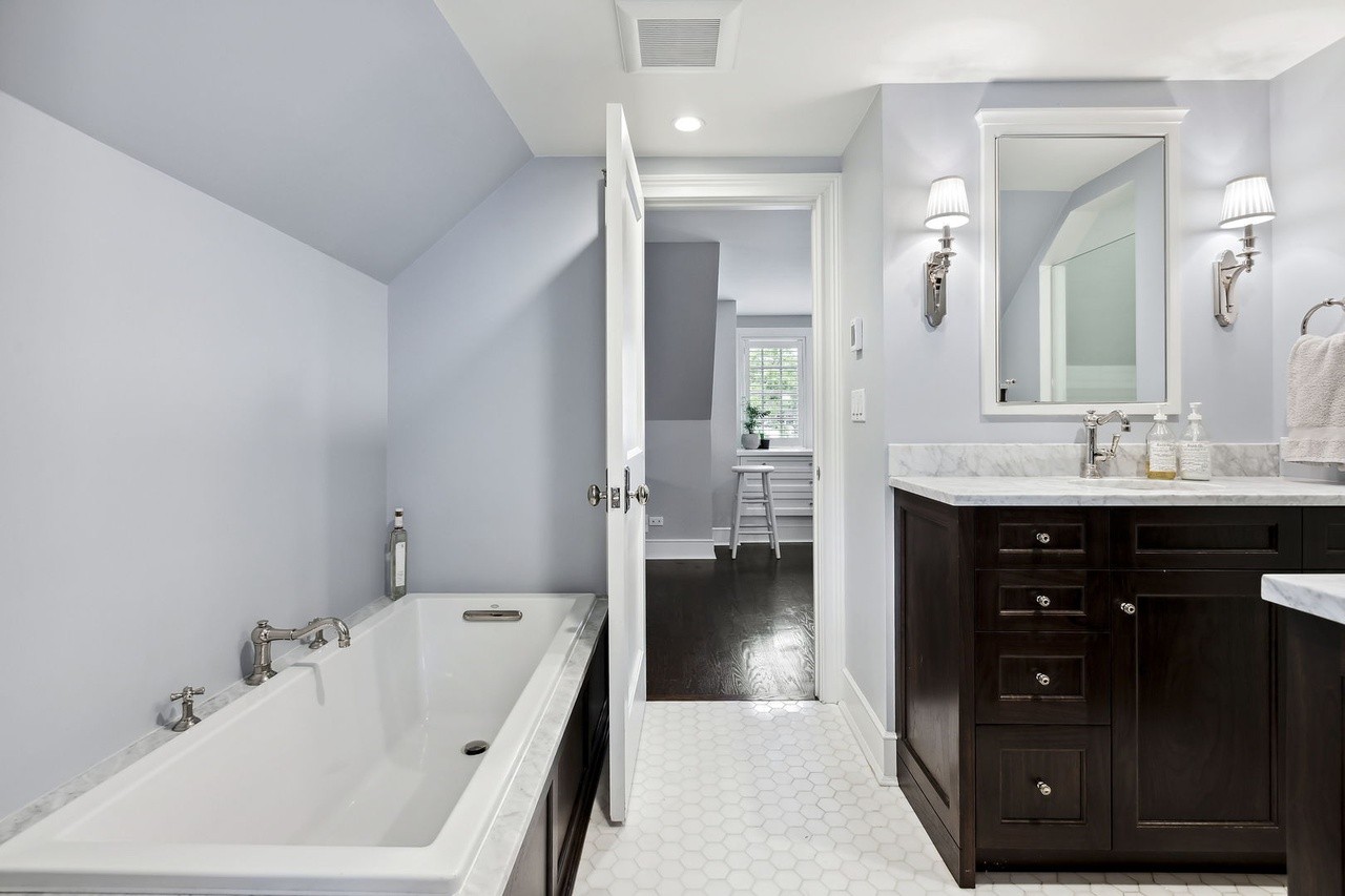 Casa do filme 'Esqueceram de Mim' está à venda por R$ 27 milhões, veja ...