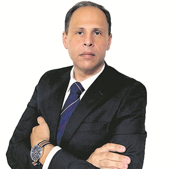 Moraes escala perito como 'xerife' do combate às fake news