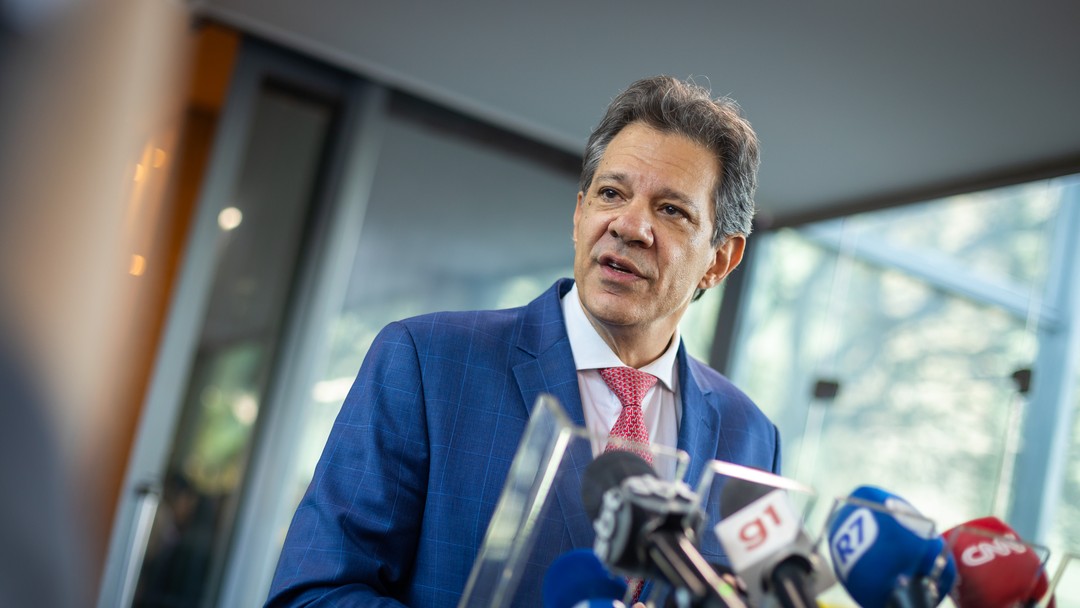 Marco Nanini e Danielle Winits por Gerald Thomas, 'Toc toc', festival ...