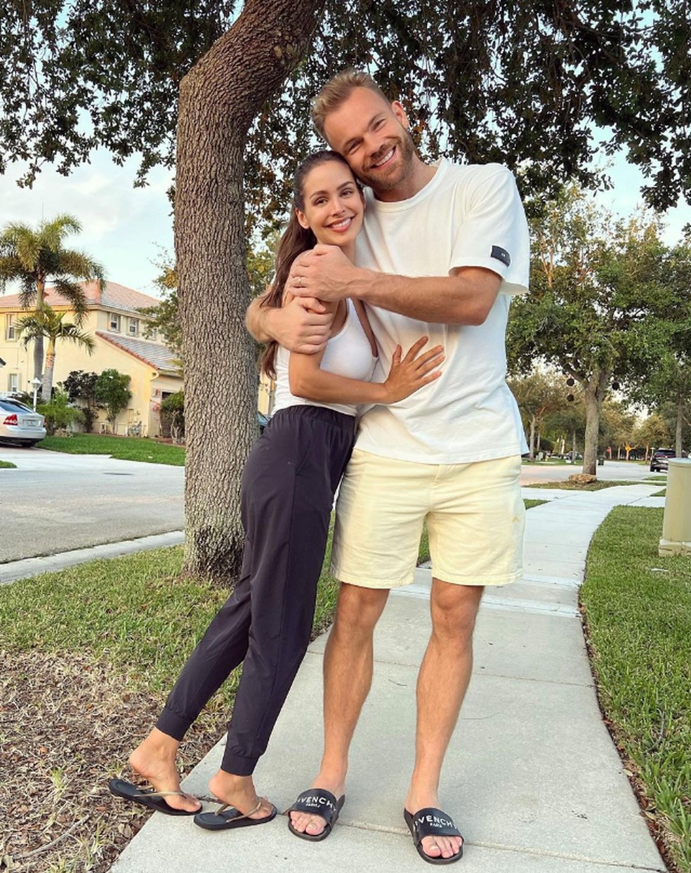 Goleiro que questionou contratação de Messi é marido de ex-miss e ...