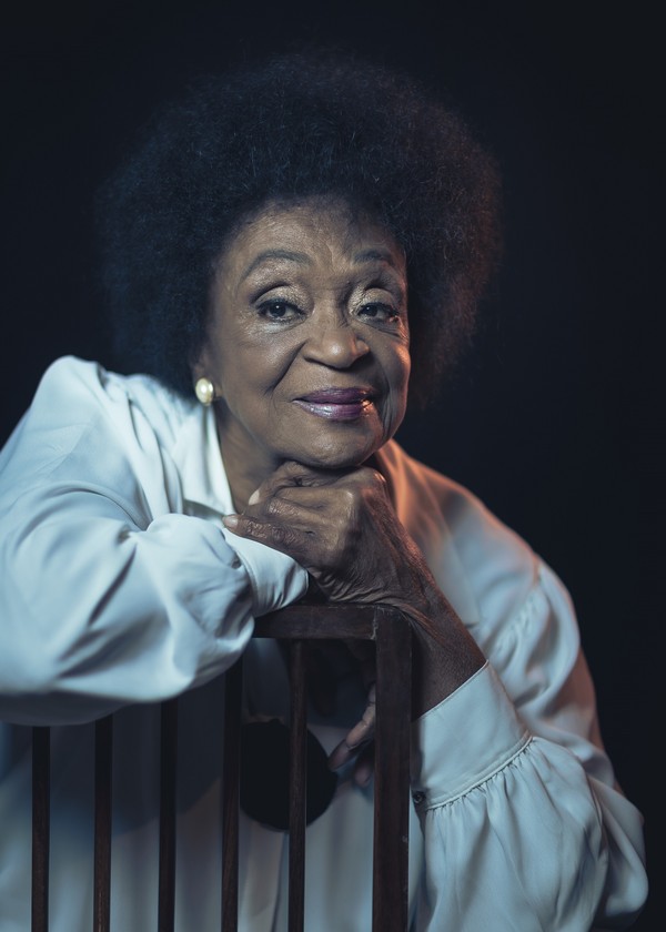 'Vergonha não é ser escravo, mas colonizador', diz atriz Léa Garcia