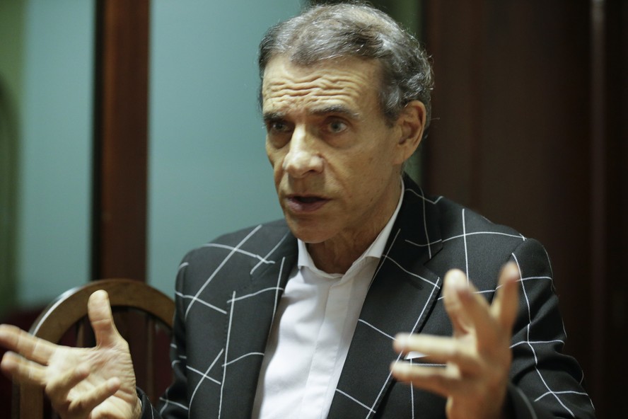 Mário Gomes diz que não é o 'cara da cenoura', se compara a Neymar e ...