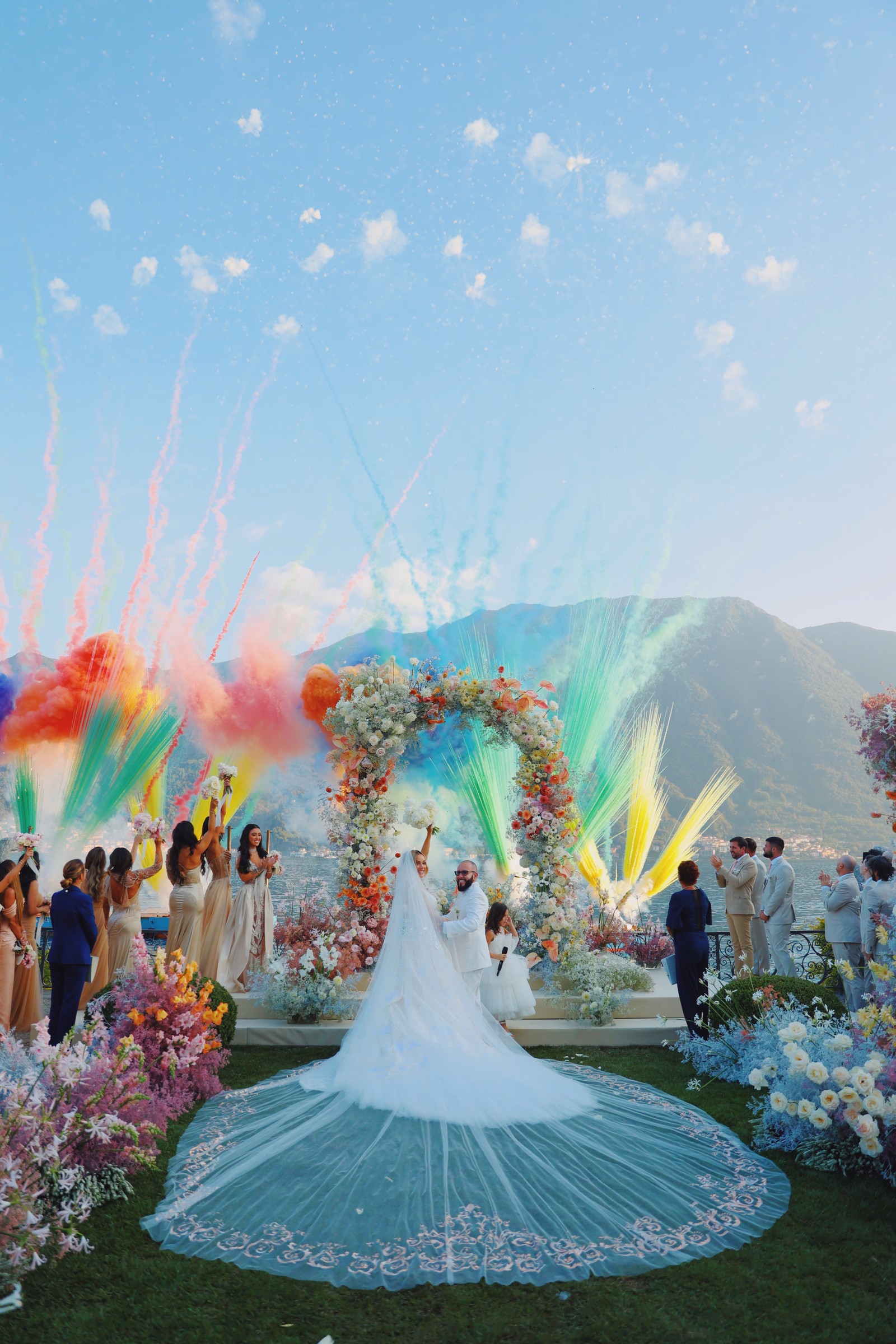 União de magnata russo com influencer brasileira: veja fotos exclusivas ...