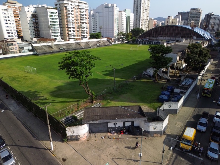 Audiência pública em Niterói vai discutir memorial sobre a ditadura e parque público no estádio ...