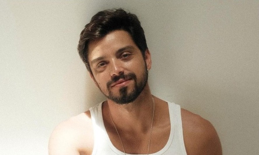 'A nobreza do amor': noivo de Duda santos no início da novela, Rodrigo ...