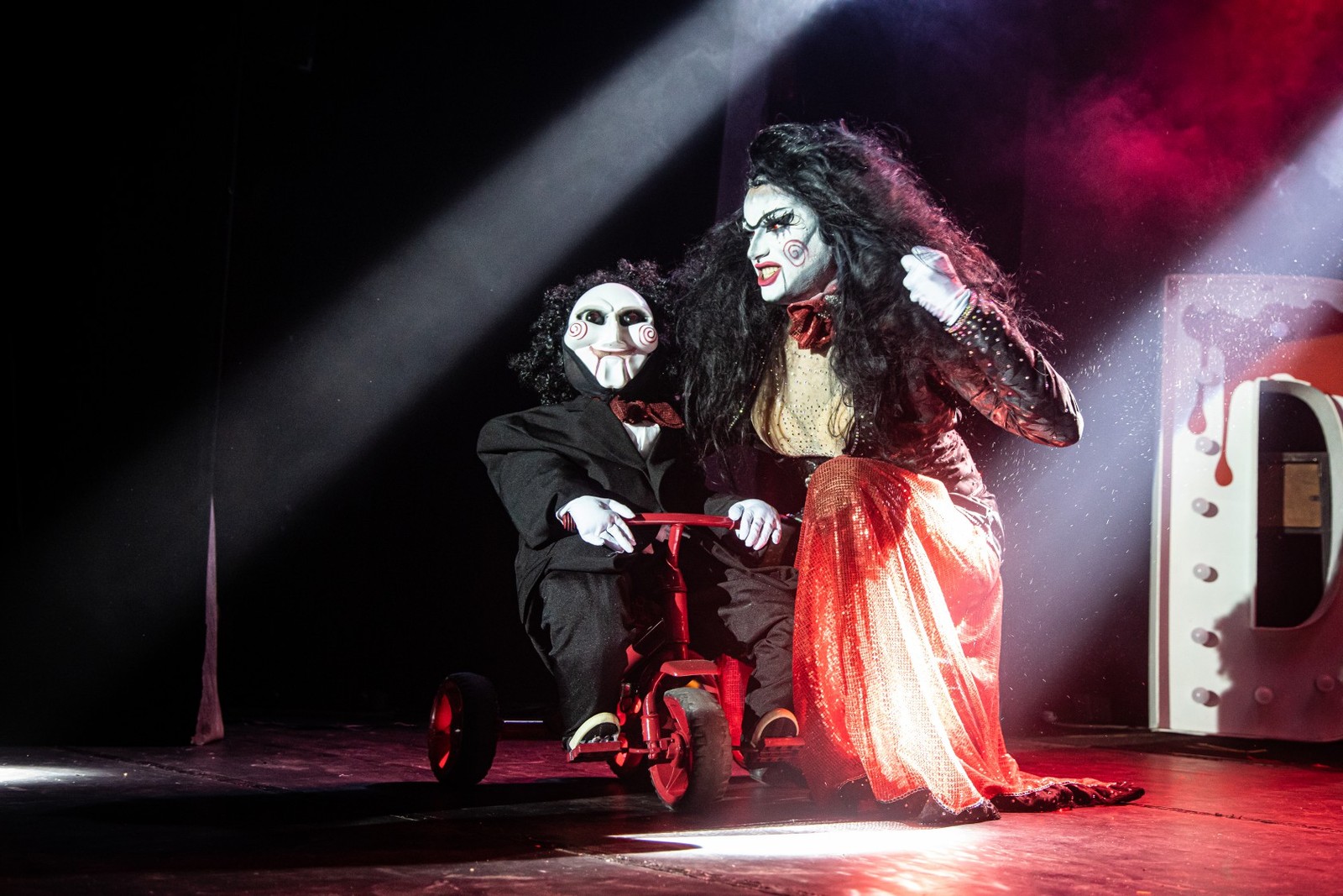 Arte drag ocupa diferentes palcos da cidade e ganha força com a estreia ...