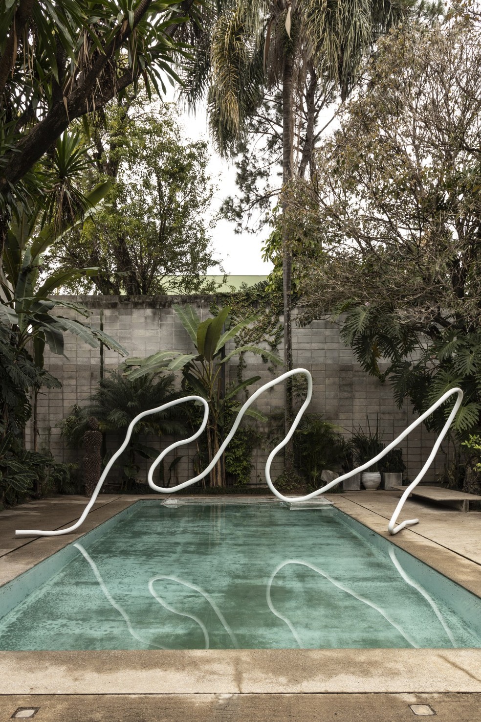 Beleza bruta: Casas de Tomie Ohtake e Chu Ming Silveira são abertas ao ...