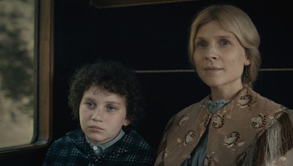 Autora do best-seller que deu origem à série 'A serpente de Essex ...