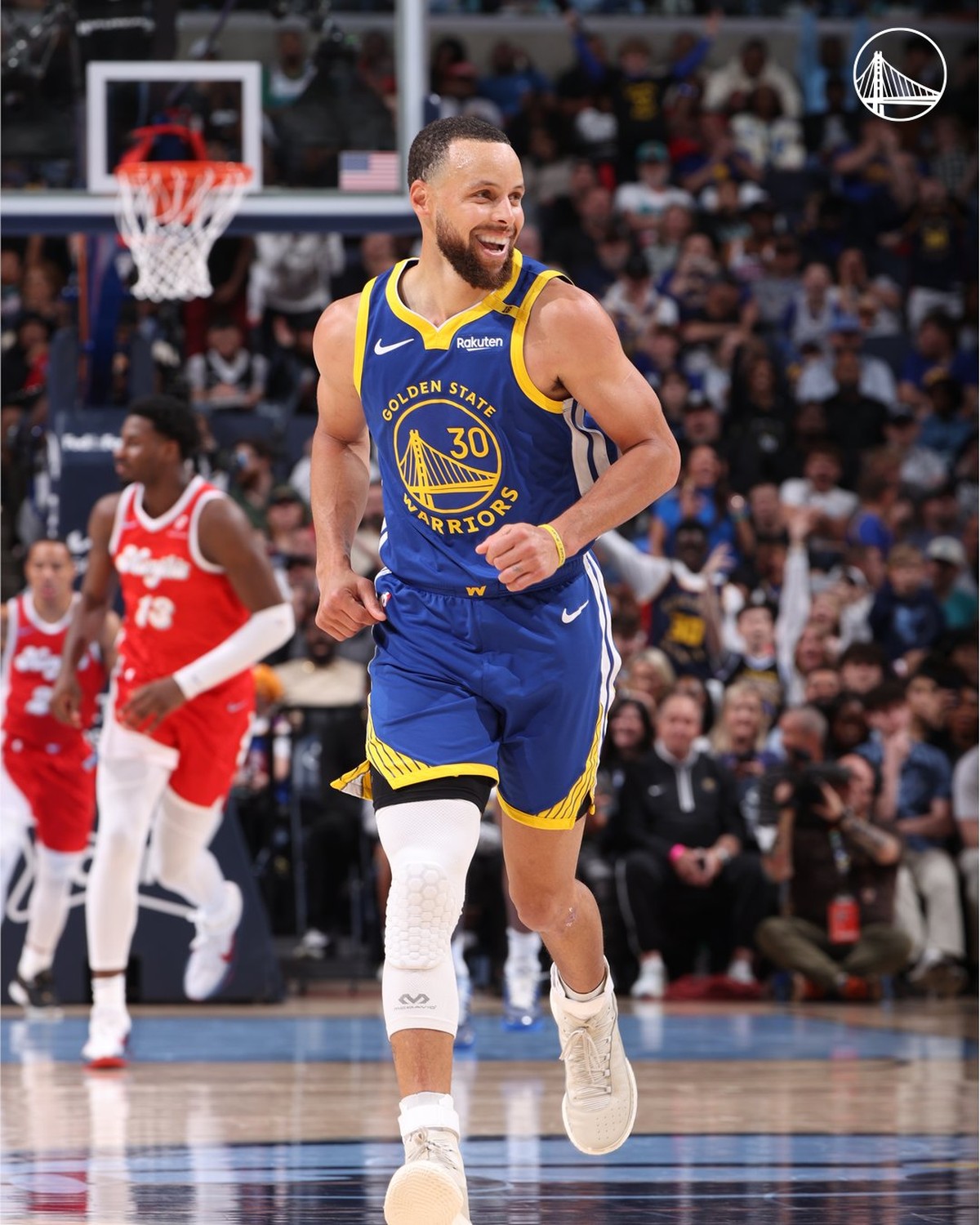 Curry faz 52 pontos, volta a se aproximar de recorde e garante vitória ...