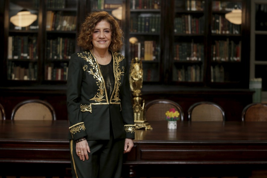 Míriam Leitão defende democracia e inclusão em posse na ABL ...
