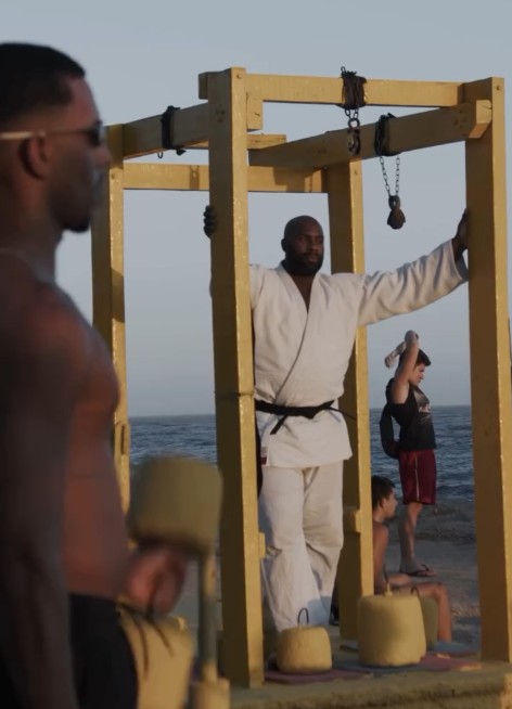 'Jogada de poker': Por que Teddy Riner enfrentou judoca 60 kg mais leve ...