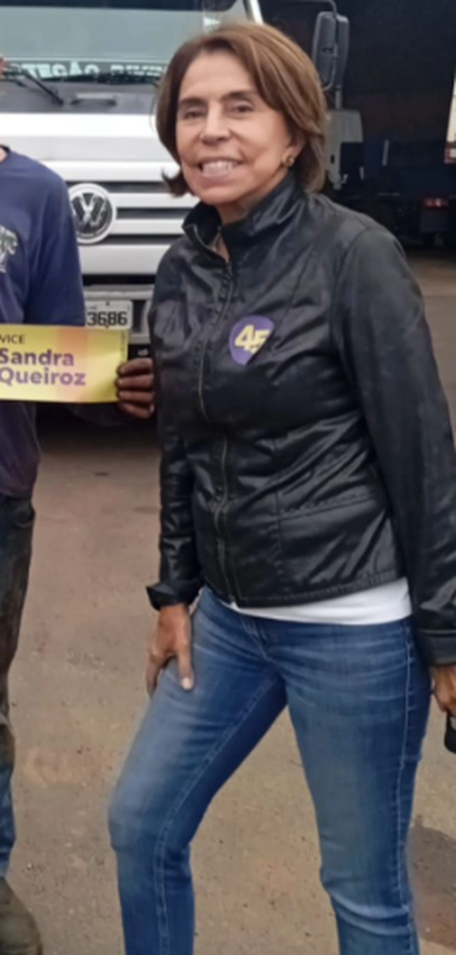 Candidata a vice em Ponta Grossa (PR) é internada após se engasgar com ...