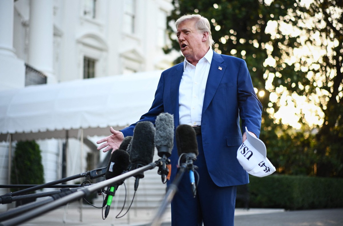 Online e na vida real, Trump oferece uma janela para sua psique