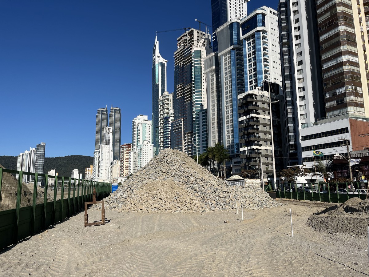 Muro subterrâneo em Balneário Camboriú: como funcionará a estrutura de ...