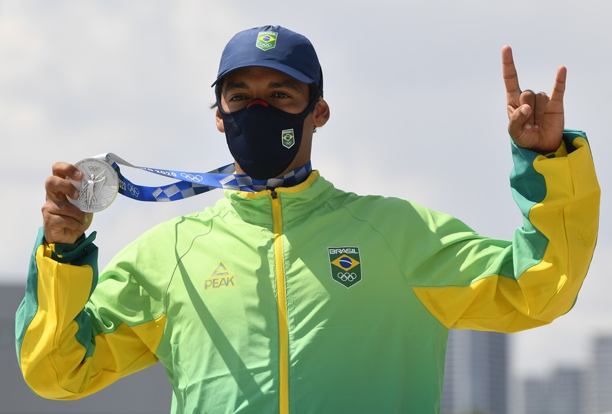 Pela primeira vez desde Pequim-2008, Brasil termina o primeiro dia de ...