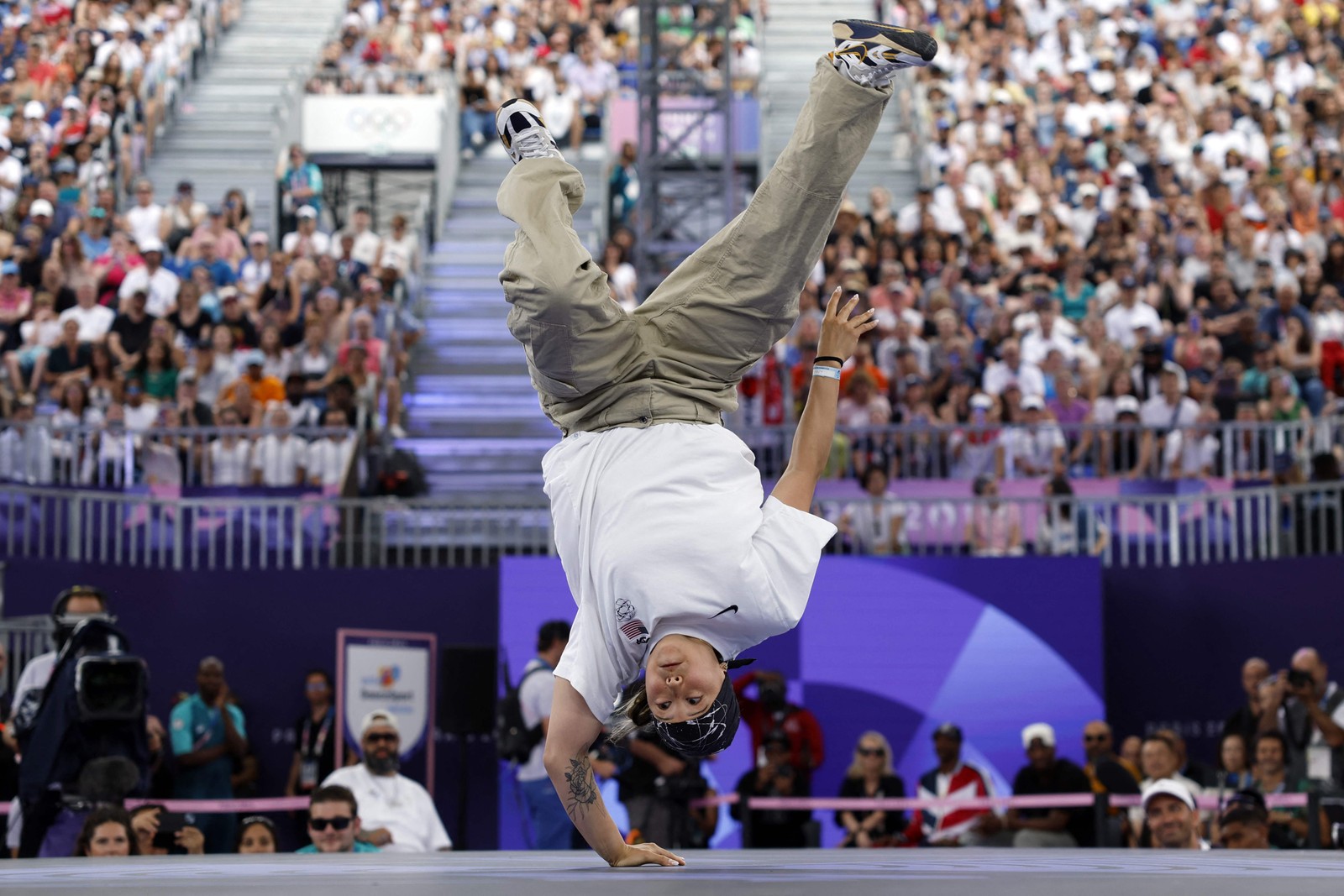 Australiana se defende após piadas por apresentação de breaking nos ...