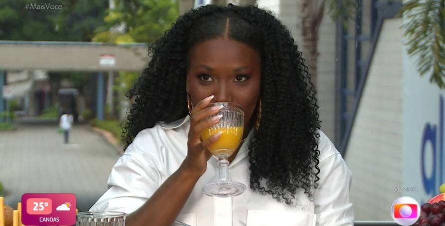 Leidy Elin toma café da manhã com Ana Maria no 'Mais você' e rende ...