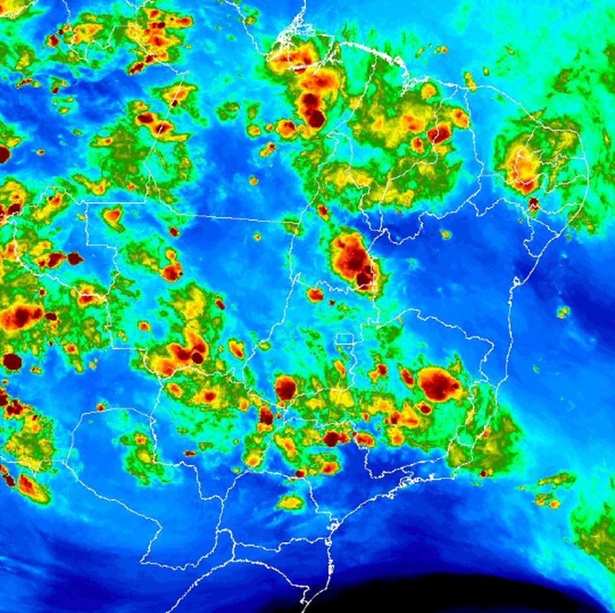 'Perigo': aviso de chuvas intensas encobre RJ e afeta parte de SP, MG e ...